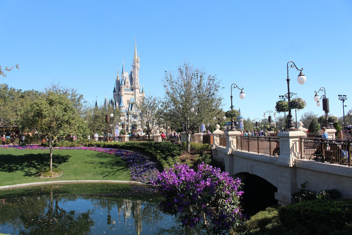 How to Skip The Lines At Disney World - The Frugal South