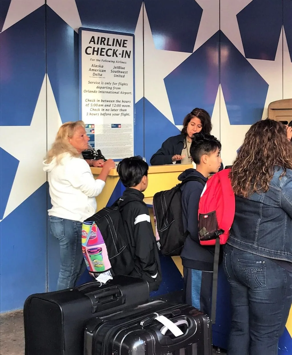 Disney Magical Express: Everything You Need To Know + Tips!