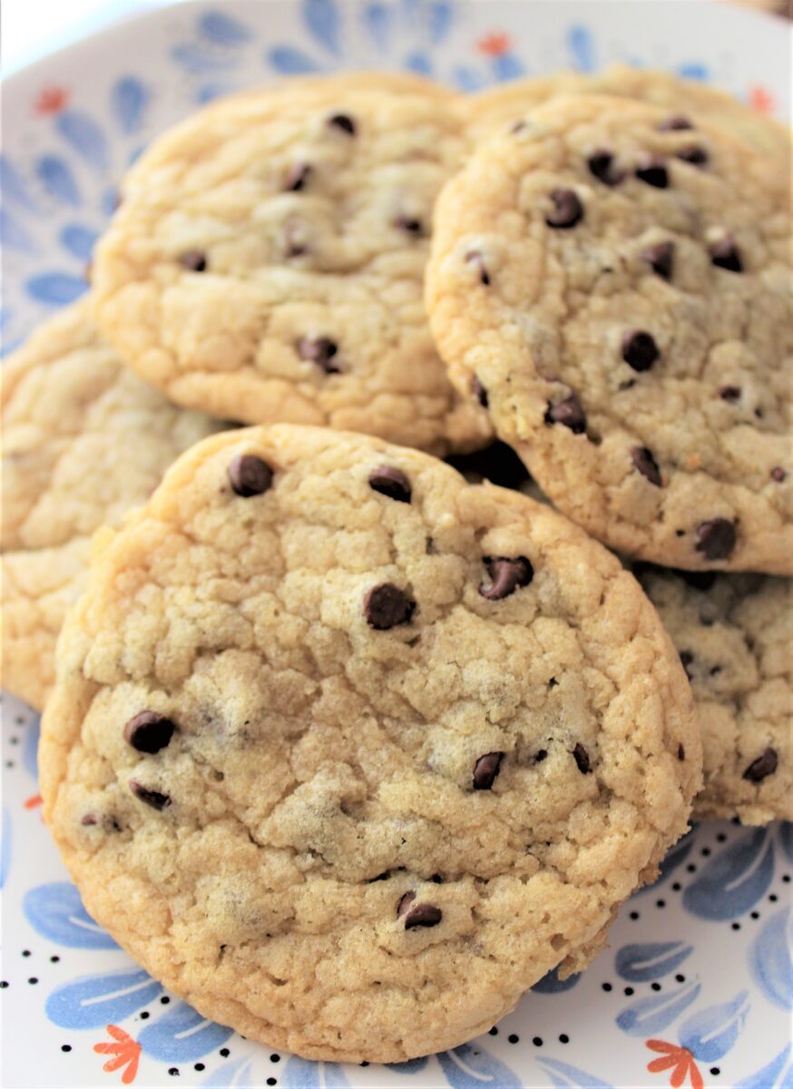 Easy No Butter Chocolate Chip Cookies - The Frugal South